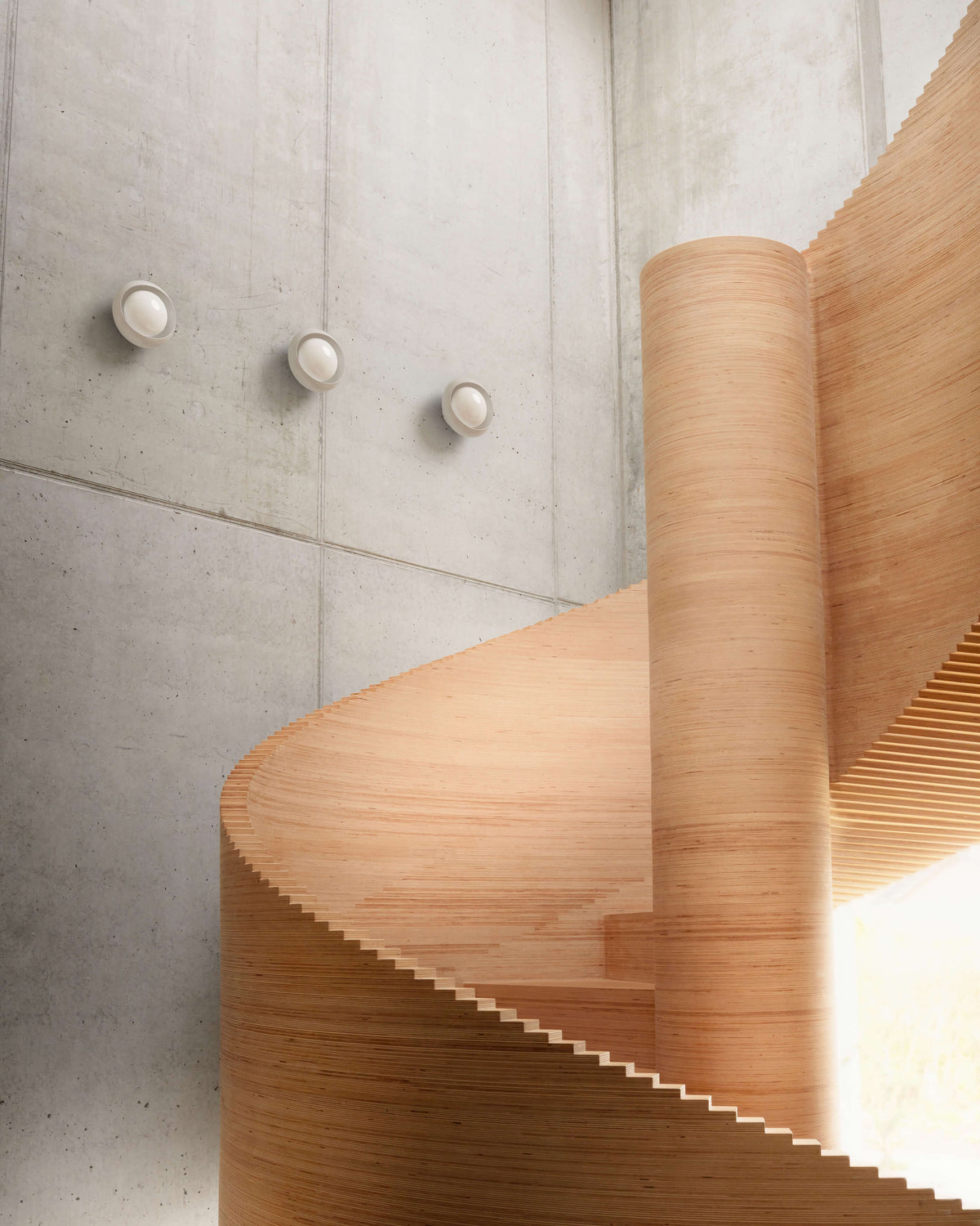 CORNEA 150 wall lamp | Black and White | LYFA